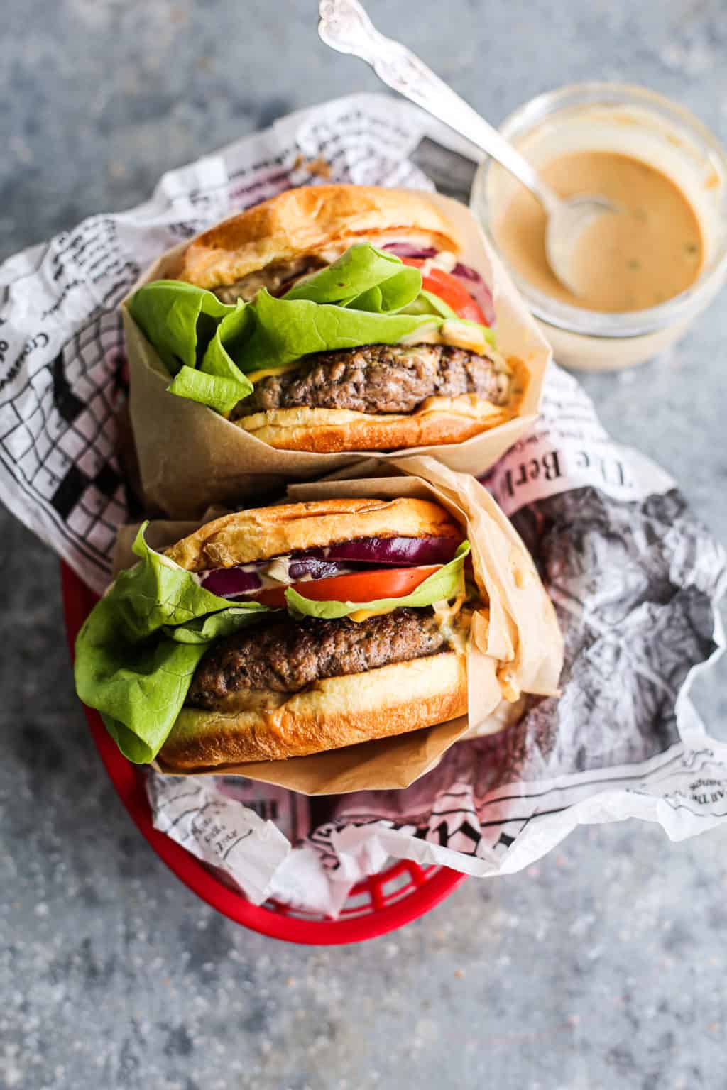 Juicy Indoor Burgers With Burger Sauce The Defined Dish