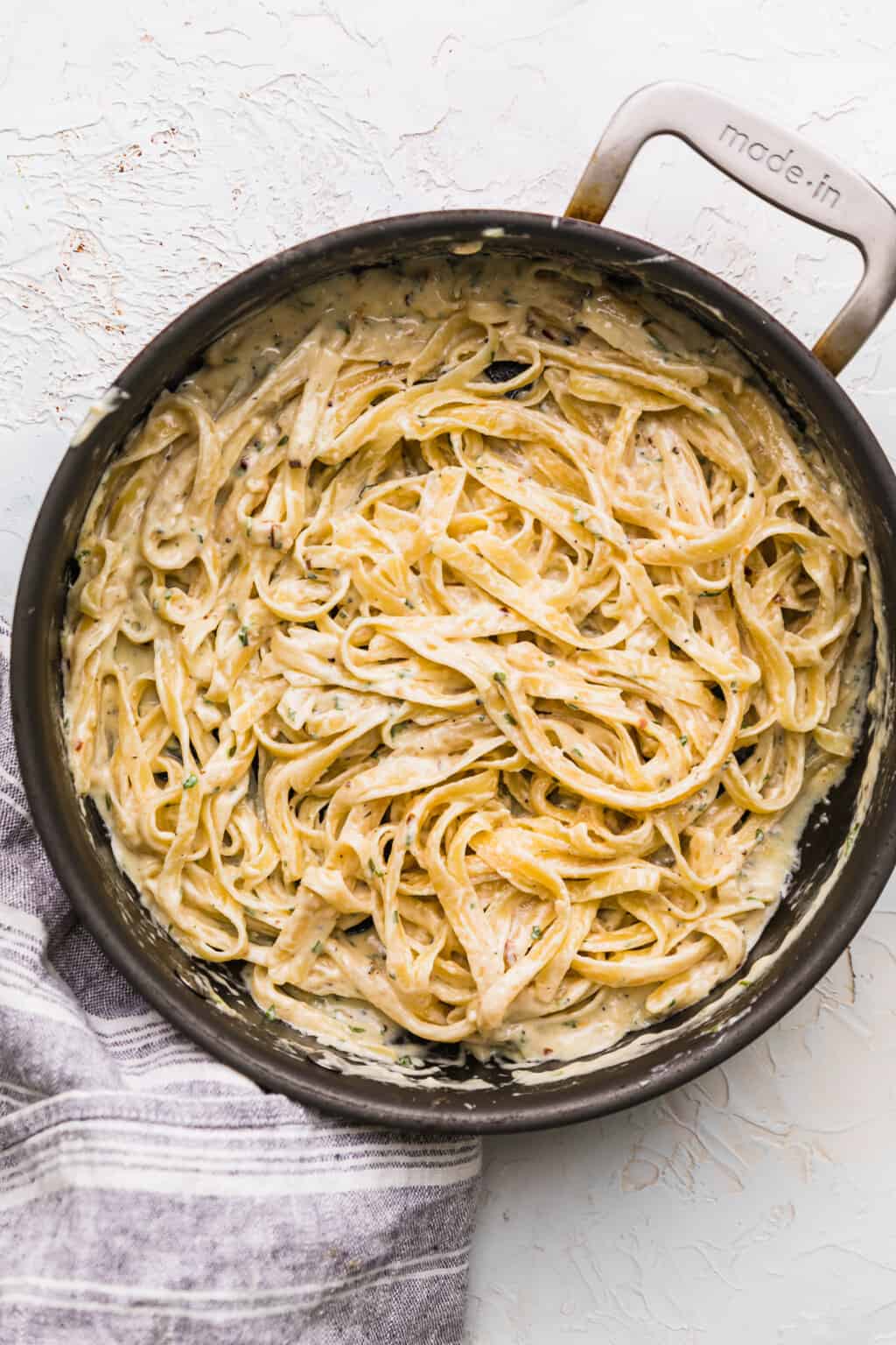 Creamy Fettuccine Alfredo - The Defined Dish
