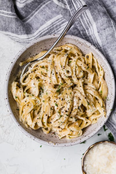 Creamy Fettuccine Alfredo - The Defined Dish